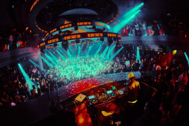 Omnom – Las Vegas Resident DJ at Liv Nightclub, Liv Beach – Electronic ...